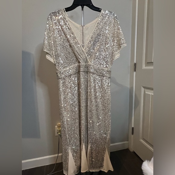 R & M Richards | Dresses | R M Richards Cocktail Dress | Poshmark